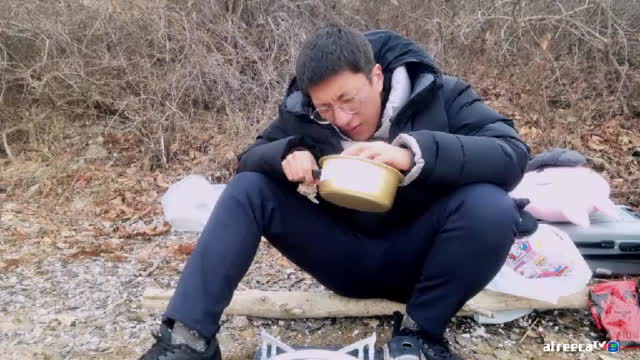 [클립]소원권 무인도 1박 2일 도전 / 쏘패 애견 간석 S22 울트라 | SOOP VOD