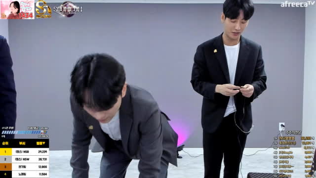 [클립]f4 - 바라만본다 | SOOP VOD