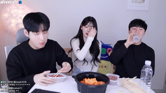 [클립]NSx소희- "결국, '립밤'의 주인은!" | SOOP VOD