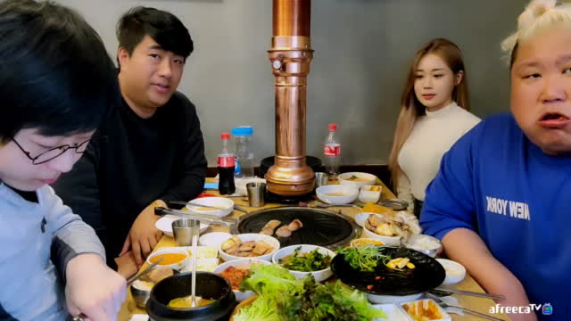 [클립]생)무한리필집 간판내리기 7kg도전중 기네스북도전먹방 범프리카 | SOOP VOD
