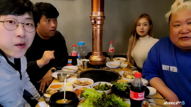 [클립]생)무한리필집 간판내리기 7kg도전중 기네스북도전먹방 범프리카 | SOOP VOD