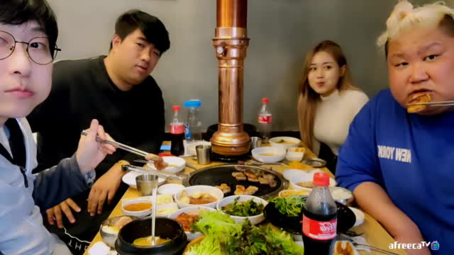 [클립]생)무한리필집 간판내리기 7kg도전중 기네스북도전먹방 범프리카 | SOOP VOD