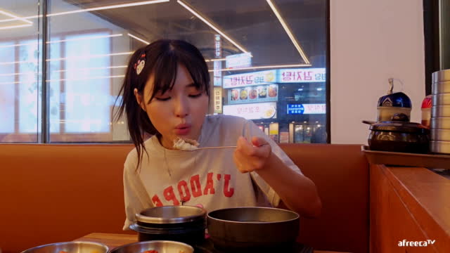 [클립]수니그룹E0/다혜 밥먹자! 깅팀장님 기다리며... | SOOP VOD