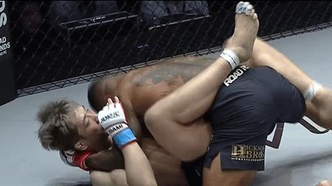 ROAD FC 052 4경기 하이라이트 브루노 미란다 vs 홍영기 | SOOP VOD