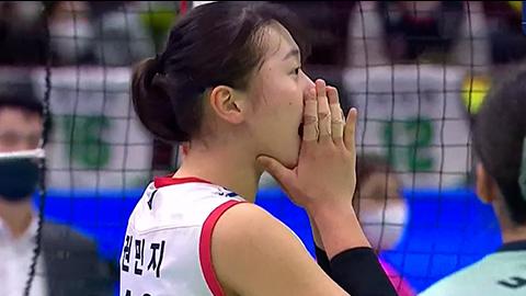 1세트 후반, 뒤지고 있던 GS칼텍스의 쇼타임! 단숨에 세트 포인트로 | SOOP VOD