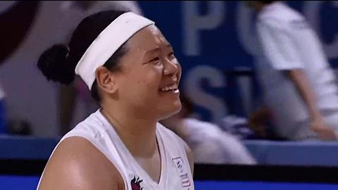 3점슛 성공 후 활짝 웃는 BNK썸 김한별 | SOOP VOD