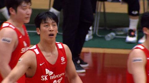 연속 3득점으로 추격하는 SK | SOOP VOD