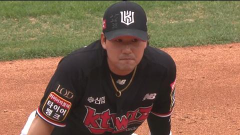 아쉬운 수비로 동점을 헌납하는 KT | SOOP VOD