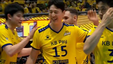 3세트는 다르다! 연속 4득점하는 KB손해보험! | SOOP VOD