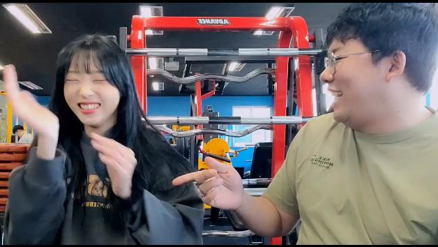 mz졈니ㅋㅋㅋㅋ | SOOP VOD