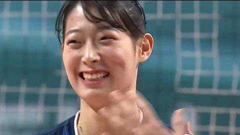 최정민의 연속 3득점으로 앞서 나가는 IBK기업은행 | SOOP VOD