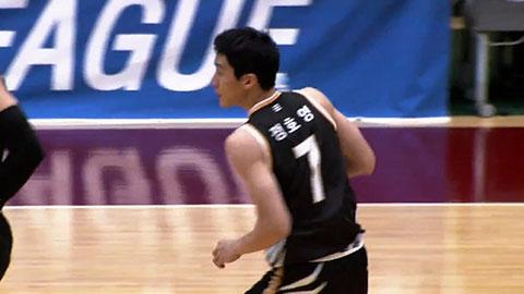 3점 플레이를 3점으로 받아치는 수원 KT! | SOOP VOD