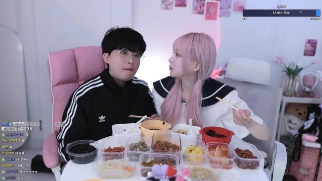 생일이에요+히히++감사합니댜+흐어어어+ㅜㅜ_1 (6) | SOOP VOD