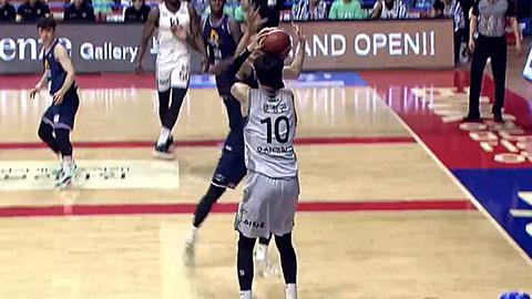 문성곤의 깔끔한 3점! 리드하는 KT | SOOP VOD