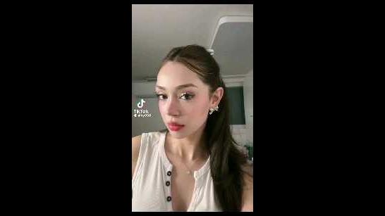 매일 오전 8 시경 방송(일요일 제외) | SOOP VOD